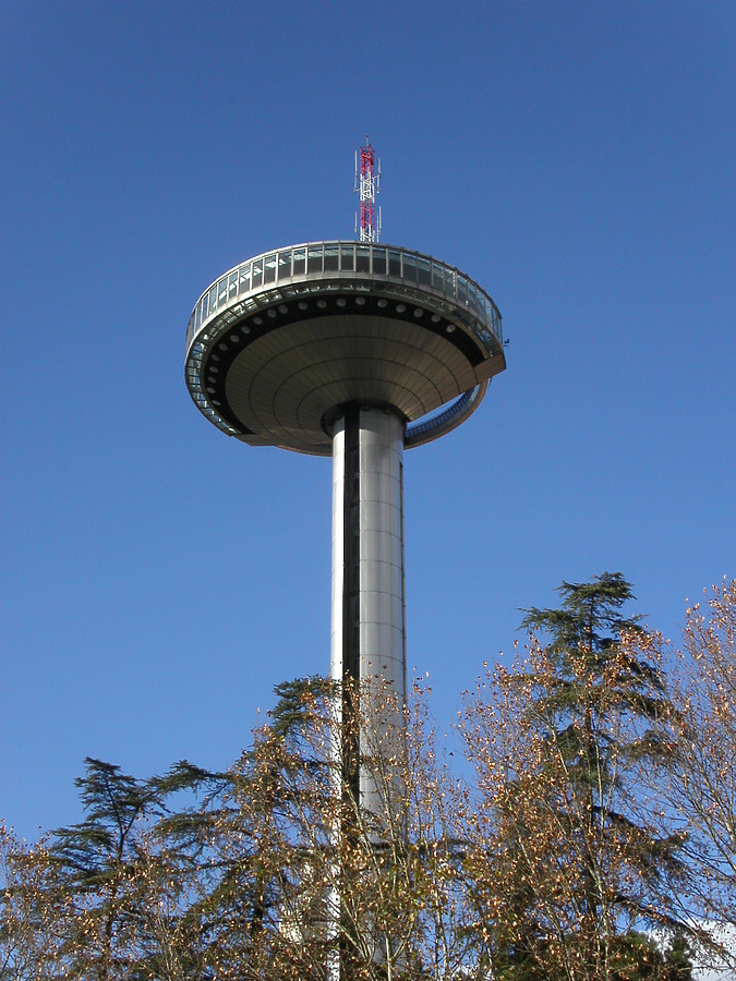 El Faro de Moncloa Photo 548-408-782 - Stock Image - SKYDB