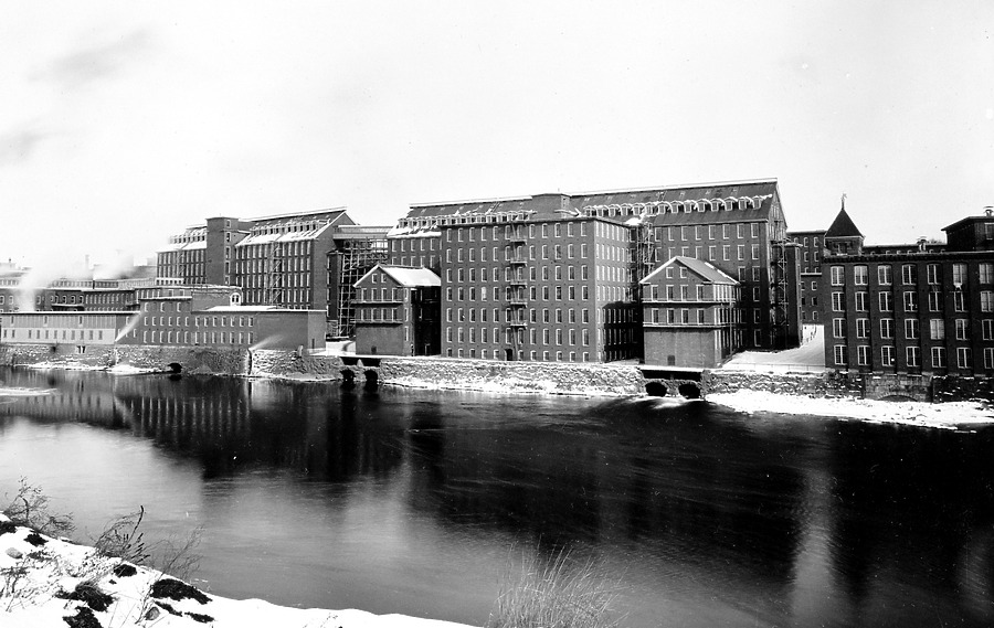 Waumbec Mill Photo 565-647-919 - Stock Image - SKYDB