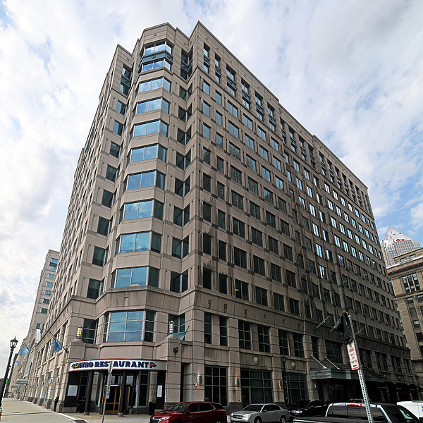Skylight Office Towers Photo 572-606-756 - Stock Image - SKYDB