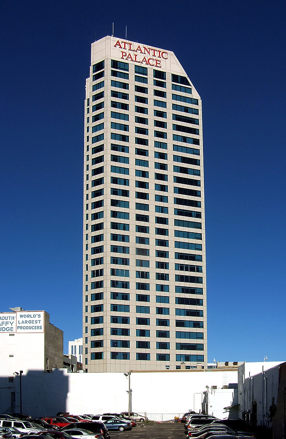 Atlantic Palace Suites Photo 579-720-019 - Stock Image - SKYDB