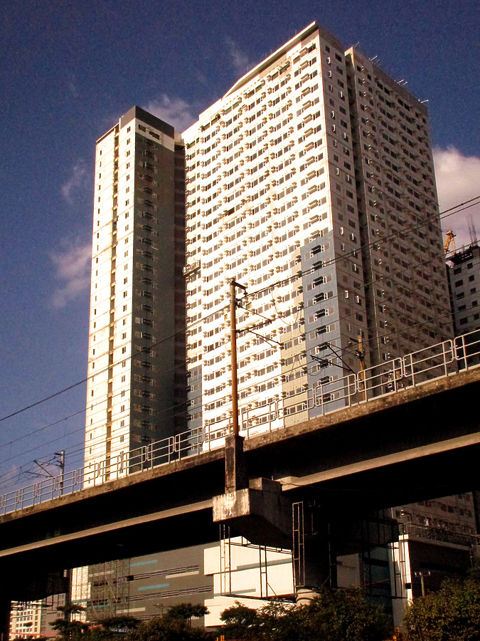 Avida Towers Sola 1 Photo 583-094-735 - Stock Image - SKYDB