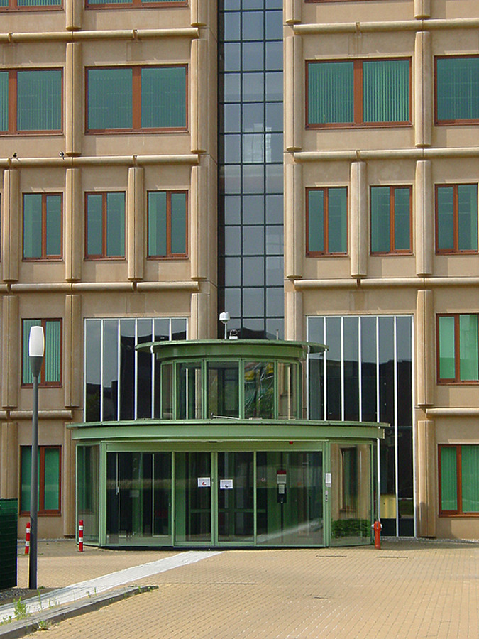 Margriet Photo 586-565-266 - Stock Image - SKYDB