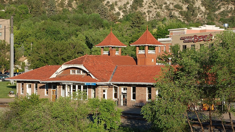 Glenwood Springs Station Photo 591-344-589 - Stock Image - SKYDB