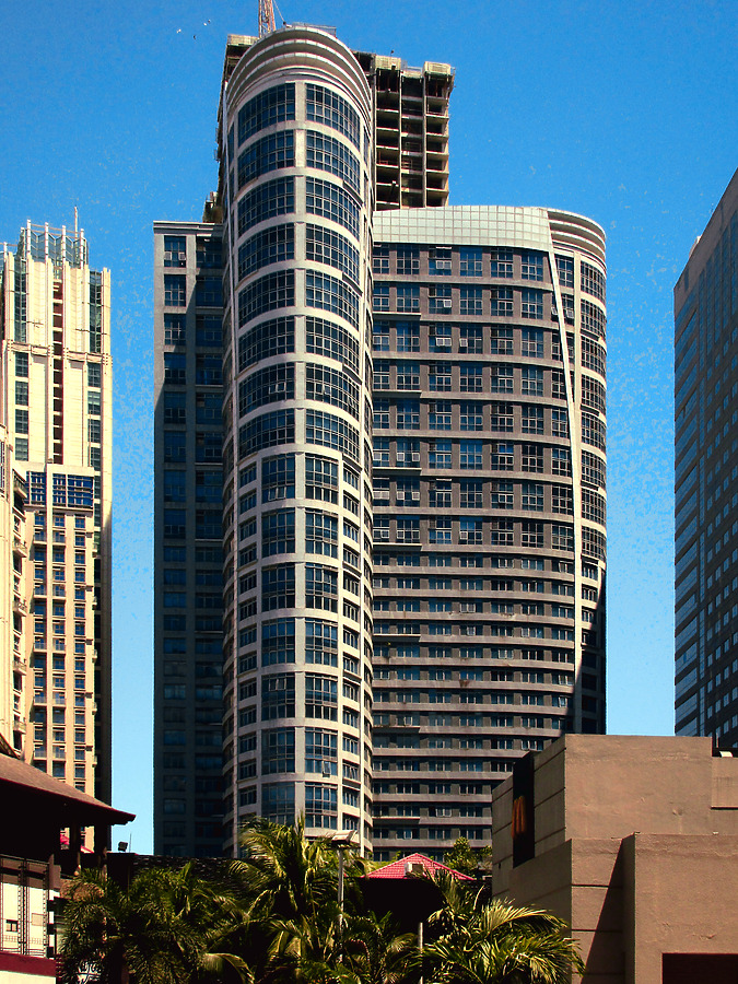 Le Grand Tower 3 Photo 608-953-342 - Stock Image - SKYDB