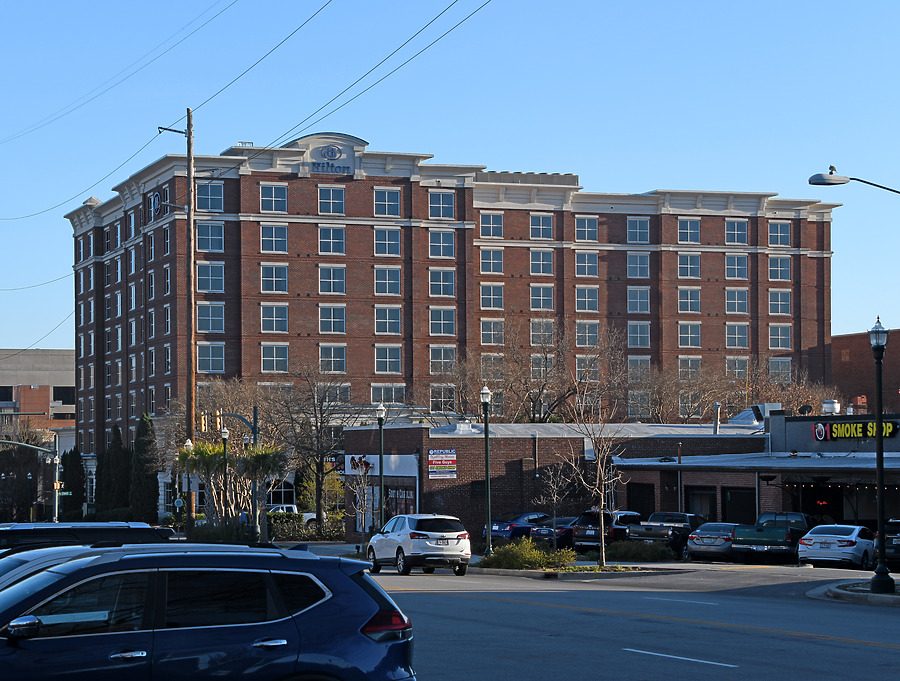 Hilton Columbia Center Photo 616-858-654 - Stock Image - SKYDB