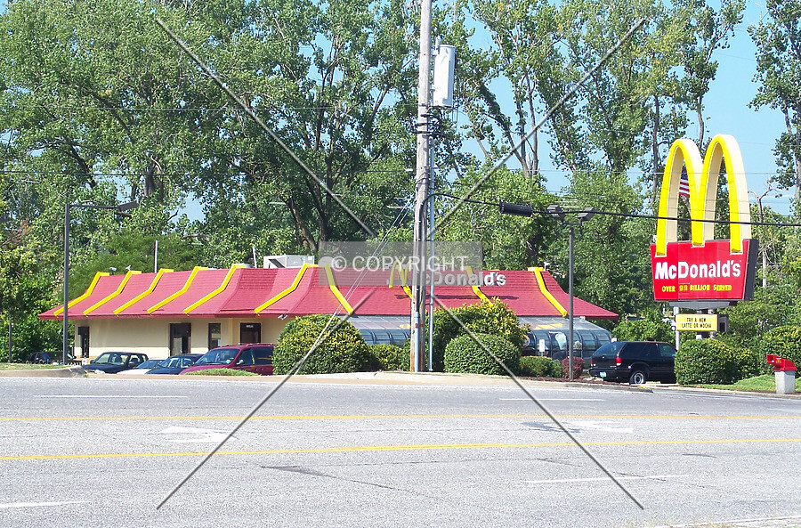 McDonald's Restaurant Photo 642-126-220 - Stock Image - SKYDB