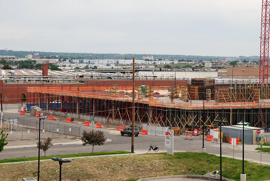 3901 Wynkoop Street Photo 657-732-099 - Stock Image - SKYDB