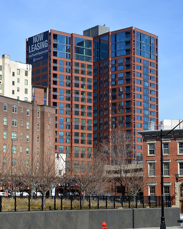 One Theater Square Photo 657-741-223 - Stock Image - SKYDB