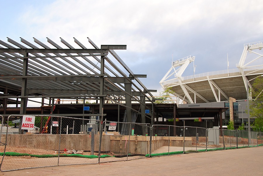 Nancy Richardson Design Center Photo 660-917-378 - Stock Image - SKYDB