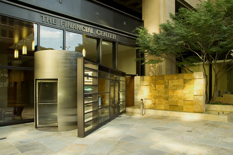 Unigard Financial Center Photo 666-042-169 - Stock Image - SKYDB