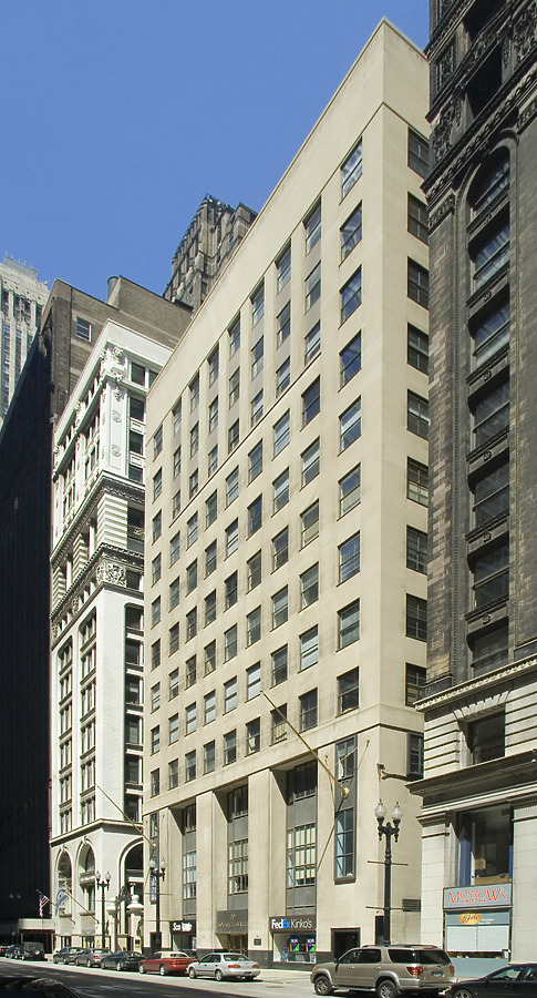 National Life Building Photo 668-385-759 - Stock Image - SKYDB