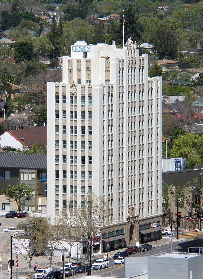 Aspen Vintage Tower Photo 672-769-043 - Stock Image - SKYDB