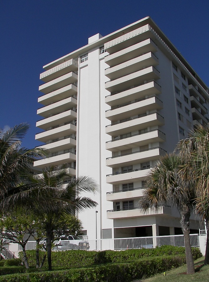 Surfside Towers Photo 676-747-334 - Stock Image - SKYDB