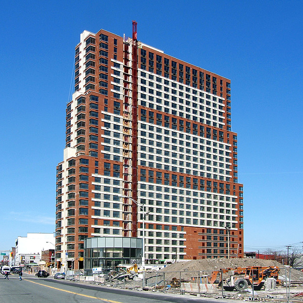 Grove Pointe Photo 725-360-714 - Stock Image - SKYDB