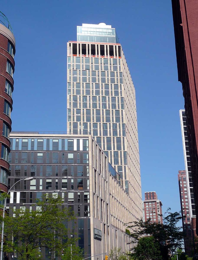 101 Warren Street Photo 733-271-234 - Stock Image - SKYDB