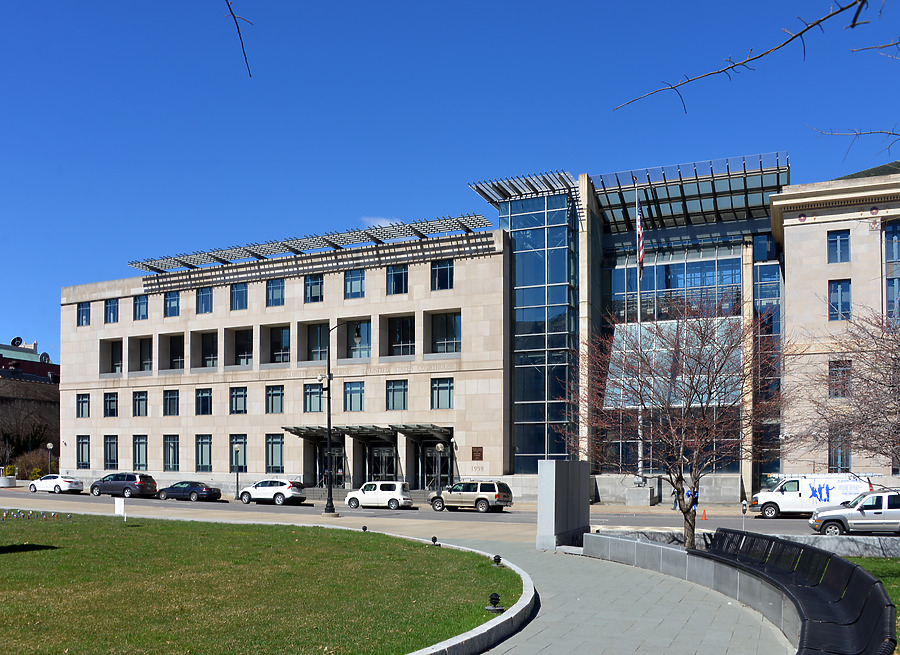 William J. Nealon Federal Building and United States Courthouse Photo ...