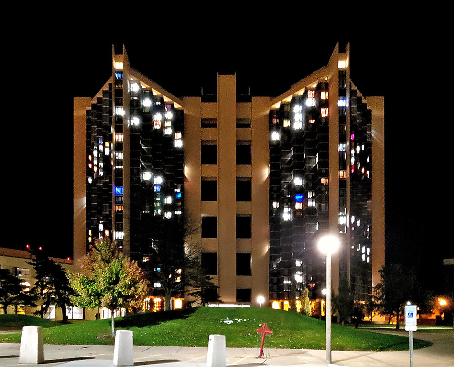 Watterson Towers Photo 774-580-300 - Stock Image - SKYDB