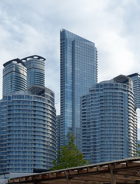 Ten York in Toronto - SKYDB