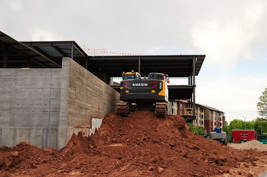 Nancy Richardson Design Center Photo 790-702-169 - Stock Image - SKYDB