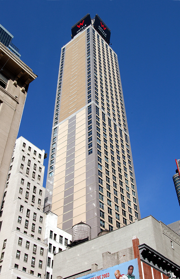 W Times Square Photo 795-455-622 - Stock Image - SKYDB