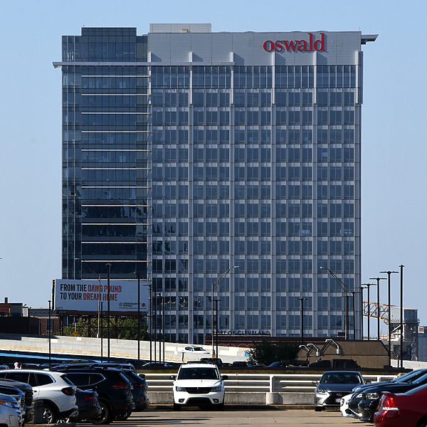 Ernst & Young Tower Photo 800-599-117 - Stock Image - SKYDB