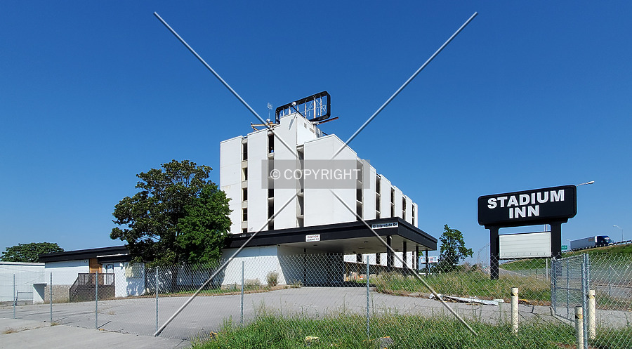 Stadium Inn Photo 817-228-230 - Stock Image - SKYDB