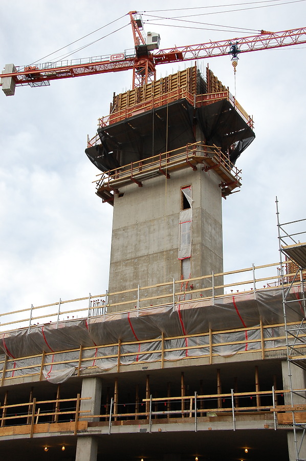 Union Tower West Photo 848-025-876 - Stock Image - SKYDB