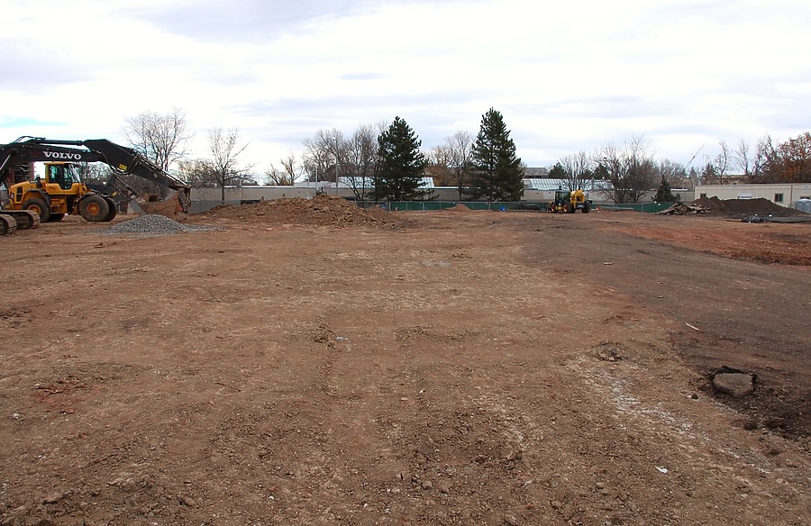 Nancy Richardson Design Center Photo 861-534-992 - Stock Image - SKYDB