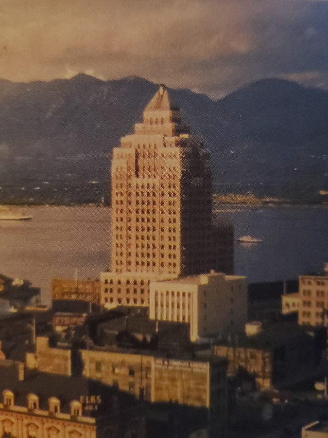 Marine Building Photo 868-787-041 - Stock Image - SKYDB