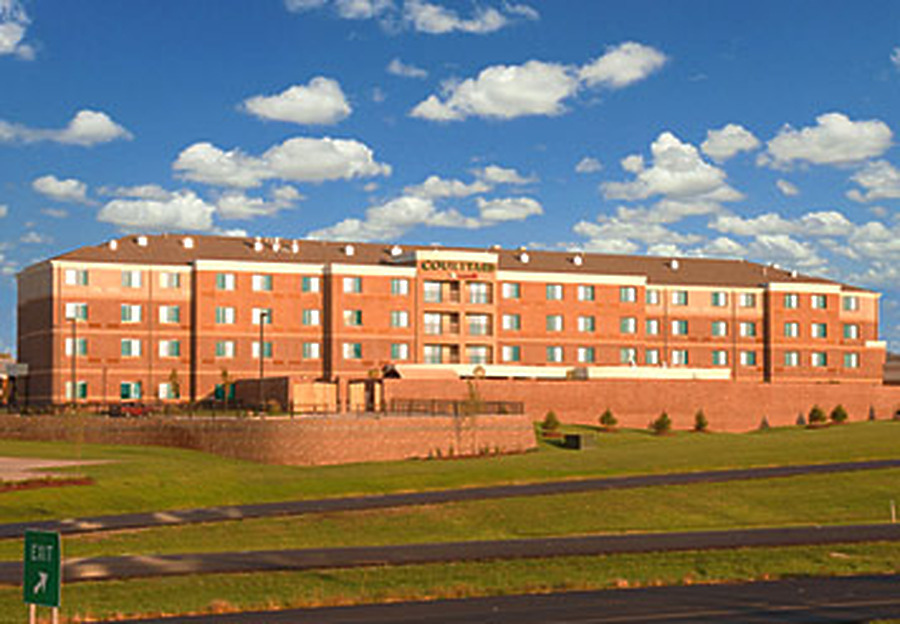 Courtyard by Marriott Columbia Photo 883-572-198 - Stock Image - SKYDB