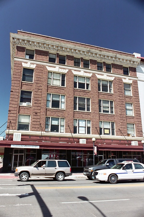 Majestic Building Photo 890-474-078 - Stock Image - SKYDB