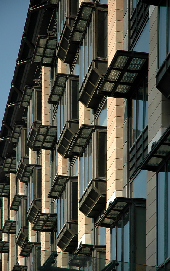 Portcullis House Photo 893-495-366 - Stock Image - SKYDB
