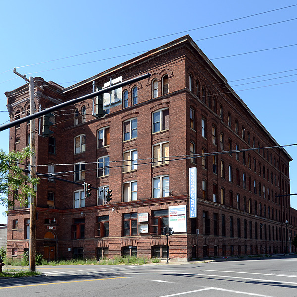 The Collar Factory Lofts Photo 908-230-698 - Stock Image - SKYDB