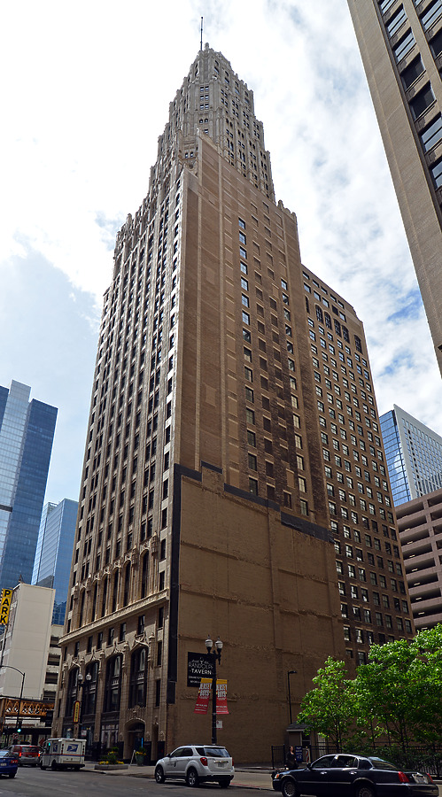 Randolph Tower Photo 909-673-463 - Stock Image - SKYDB