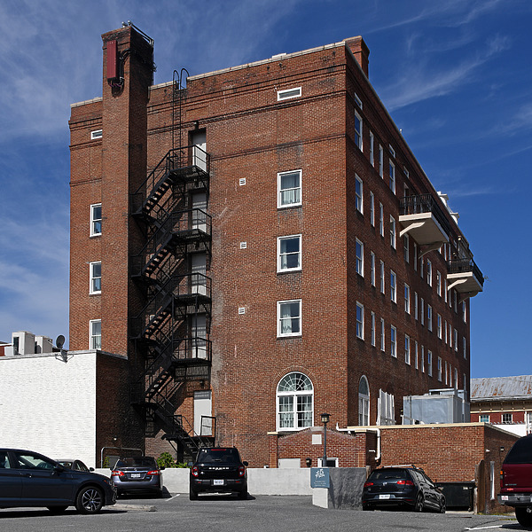 Robert E. Lee Building Photo 918-178-945 - Stock Image - SKYDB