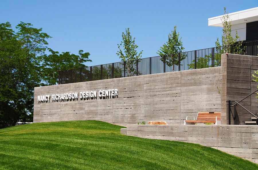 Nancy Richardson Design Center Photo 929-887-672 - Stock Image - SKYDB