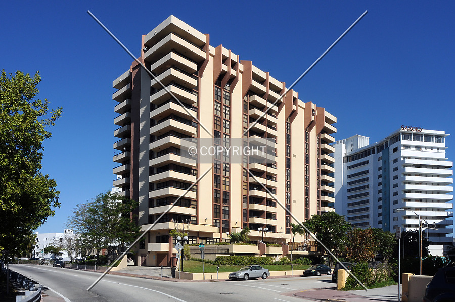Portugal Towers Condominiums Photo 936-061-368 - Stock Image - SKYDB