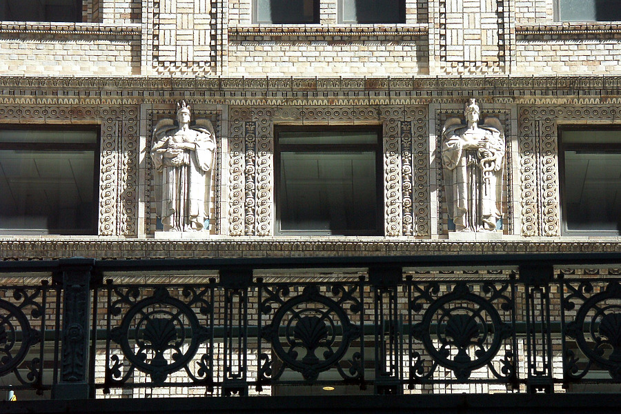 Pershing Square Building Photo 974-696-810 - Stock Image - SKYDB