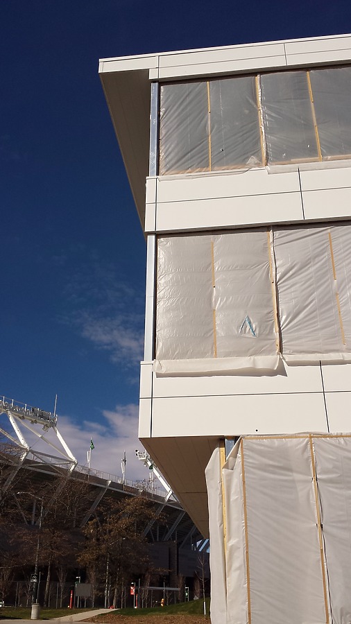 Nancy Richardson Design Center Photo 982-027-017 - Stock Image - SKYDB