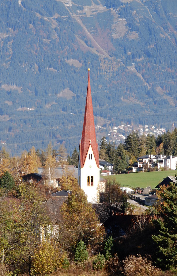 Vill Kirche Photo 983-515-336 - Stock Image - SKYDB
