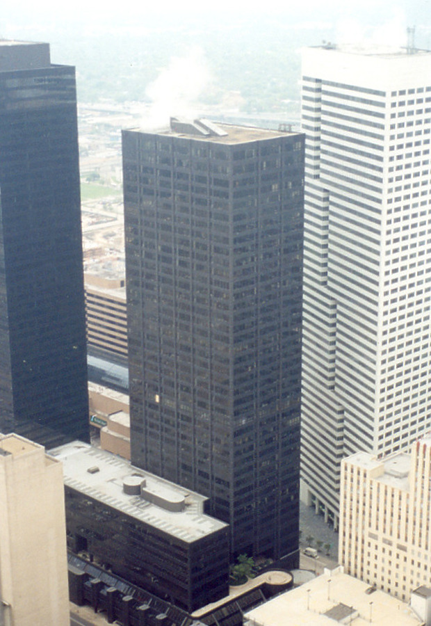 2 Houston Center Photo 989-429-127 - Stock Image - SKYDB