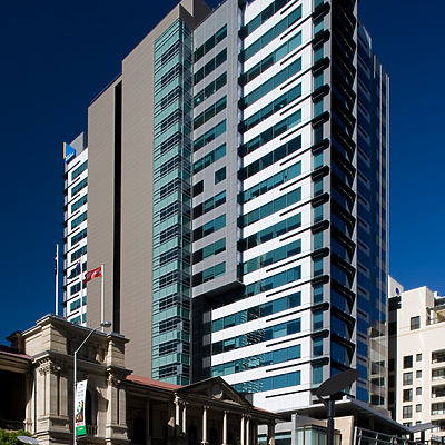 MacArthur Central in Brisbane - SKYDB